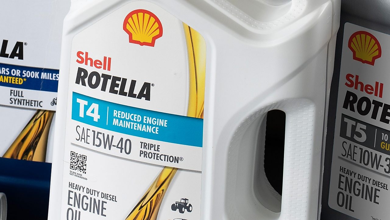 Shell Rotella® T4 15W-40 Conventional & T4 10W-30 Synthetic Blend ...