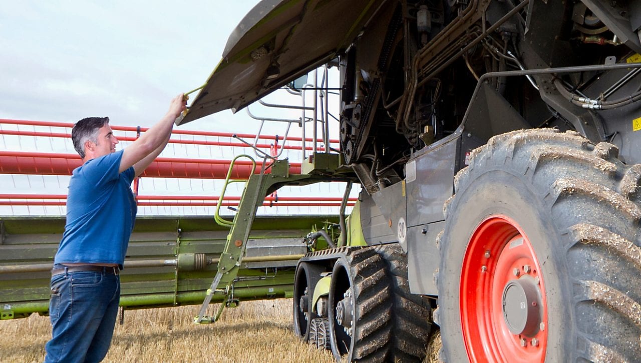 Shell Tractor Transmission and Hydraulic Fluids for Agriculture | Business
